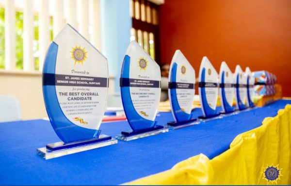 WAEC RECOGNISES OUTSTANDING CANDIDATES FOR ACADEMIC EXCELLENCE IN THE ...